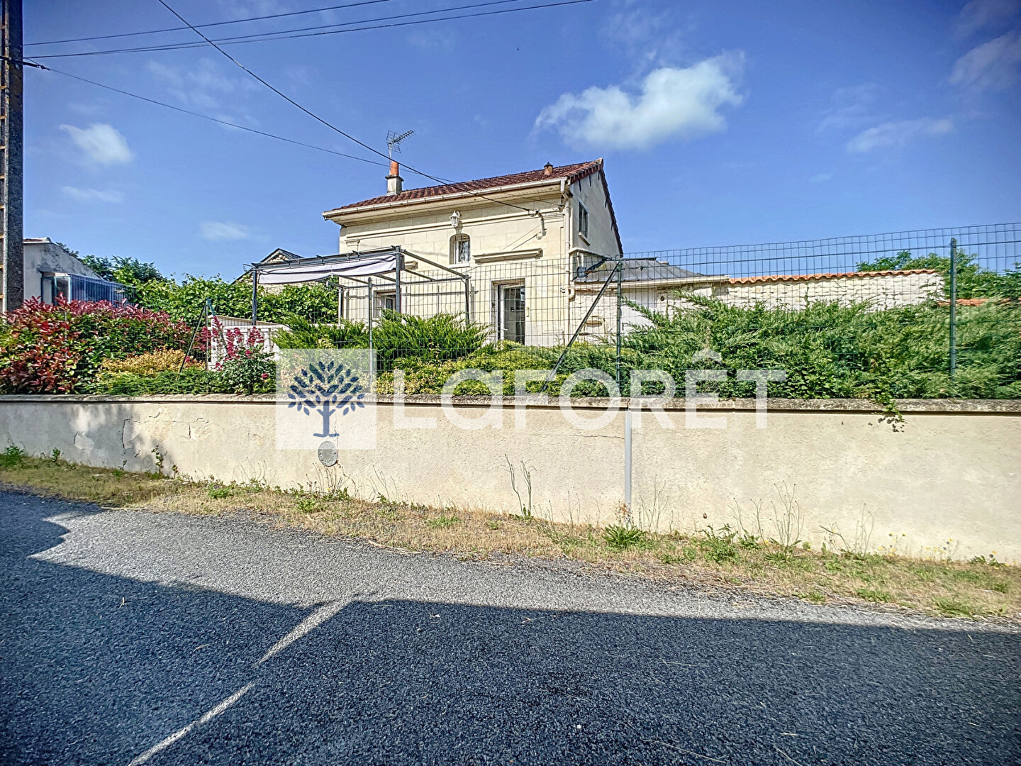 Achat maison près de THOUARS - 4 pièce(s) - 68 m² - 120 005 € | Laforêt Saint-Jacques-de-Thouars ...
