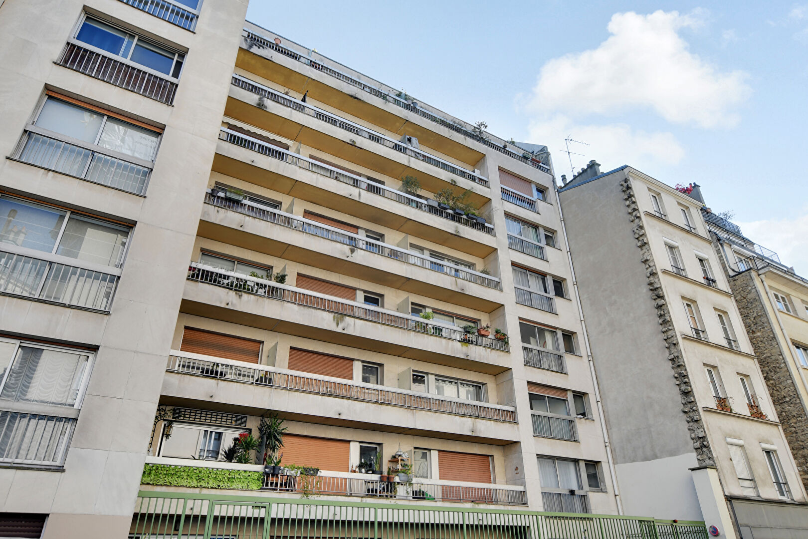 Achat appartement Paris 10 - 1 pièce(s) - 28 m² - 300 000 € | Laforêt Paris 10 ⇔ Laforêt Immobilier