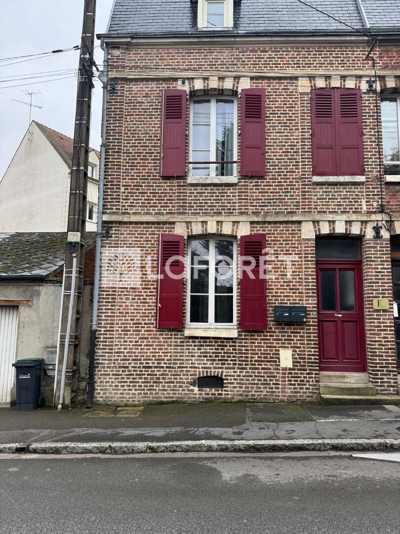 Location local commercial près de CLERMONT - 35 m² - 520 €/mois HT HC ...