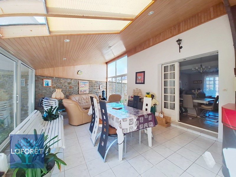 Achat maison Maen Roch - 7 pièce(s) - 151 m² - 231 000 € | Laforêt ...