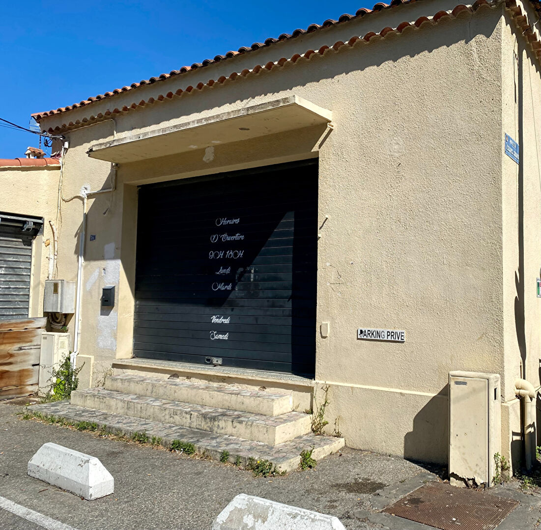 Location local commercial MARTIGUES - 1 pièce(s) - 30 m² - 607 €/mois ...
