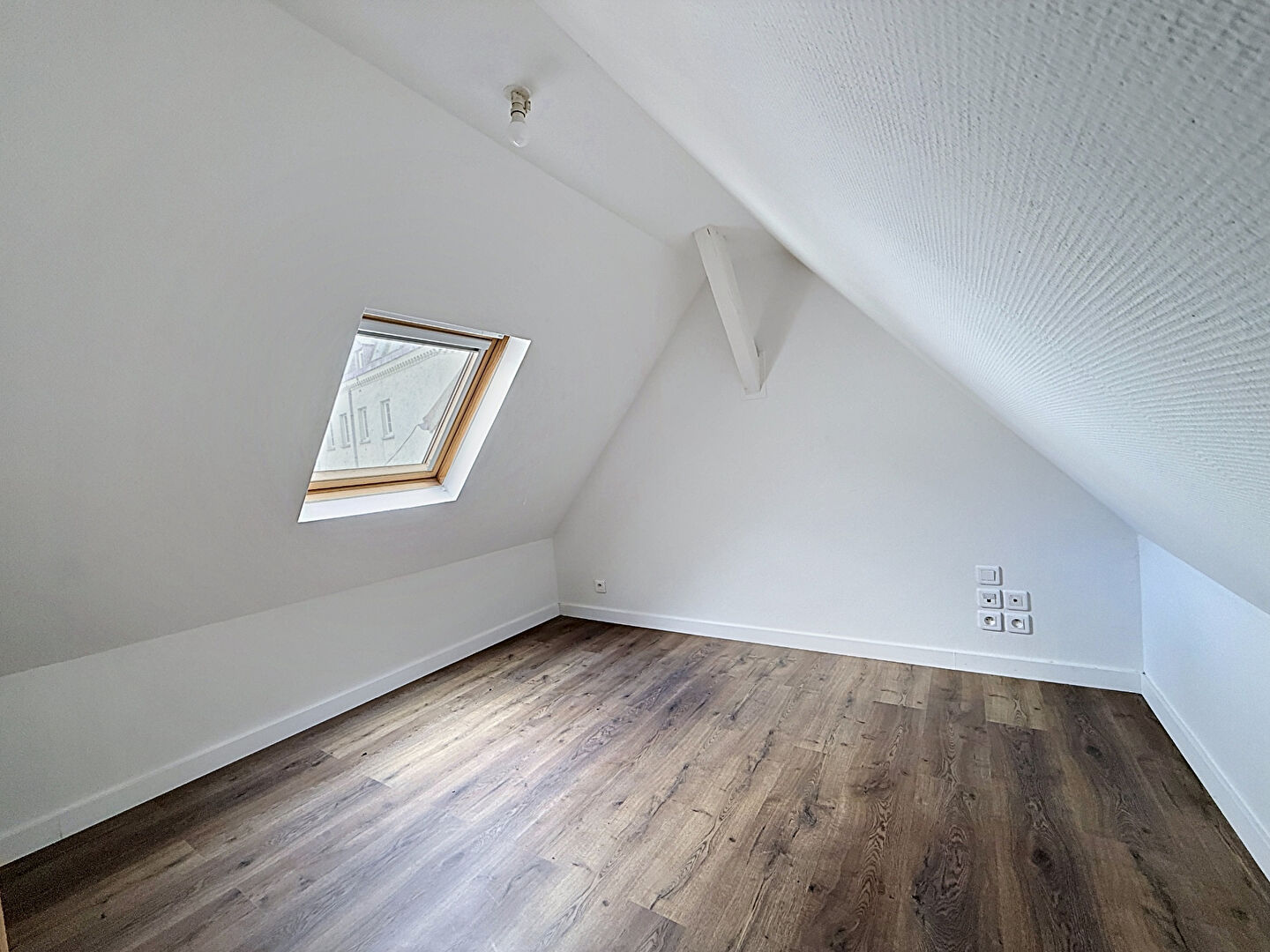 Achat immeuble MEAUX - 10 pièce(s) - 114 m² - 346 500 € | Laforêt MEAUX ...