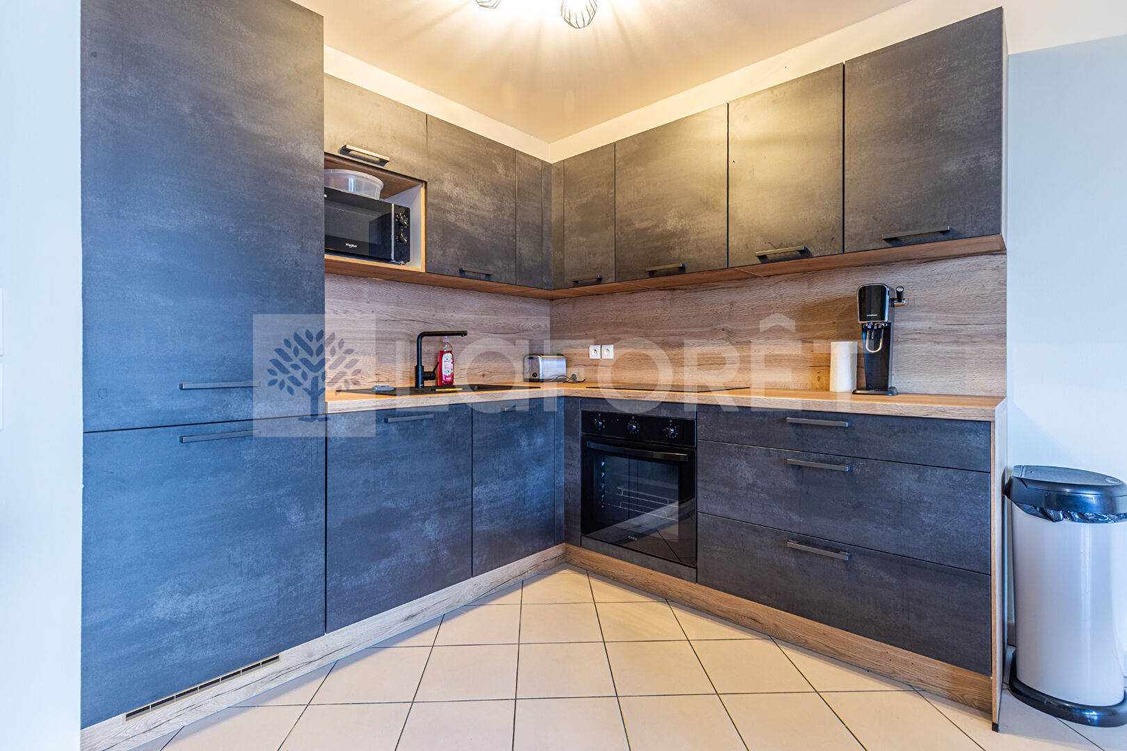 Location appartement Annecy - 2 pièce(s) - 46 m² - 1 050 €/mois | Laforêt Annecy ⇔ Laforêt ...