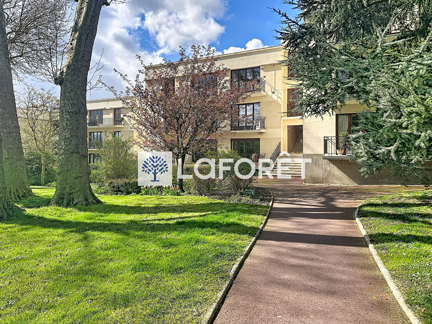Achat appartement SAINT NOM LA BRETECHE - 5 pièce(s) - 165 m² - 595 000 ...